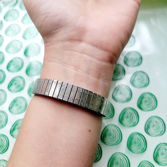 Classic Constant Calendar Roman Numerals Quartz Stret… - Gem