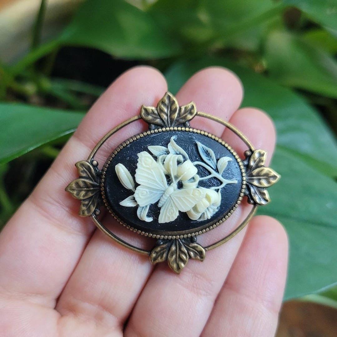 Vintage Ornate Butterfly Cameo Boucher Brooch Pin - Etsy
