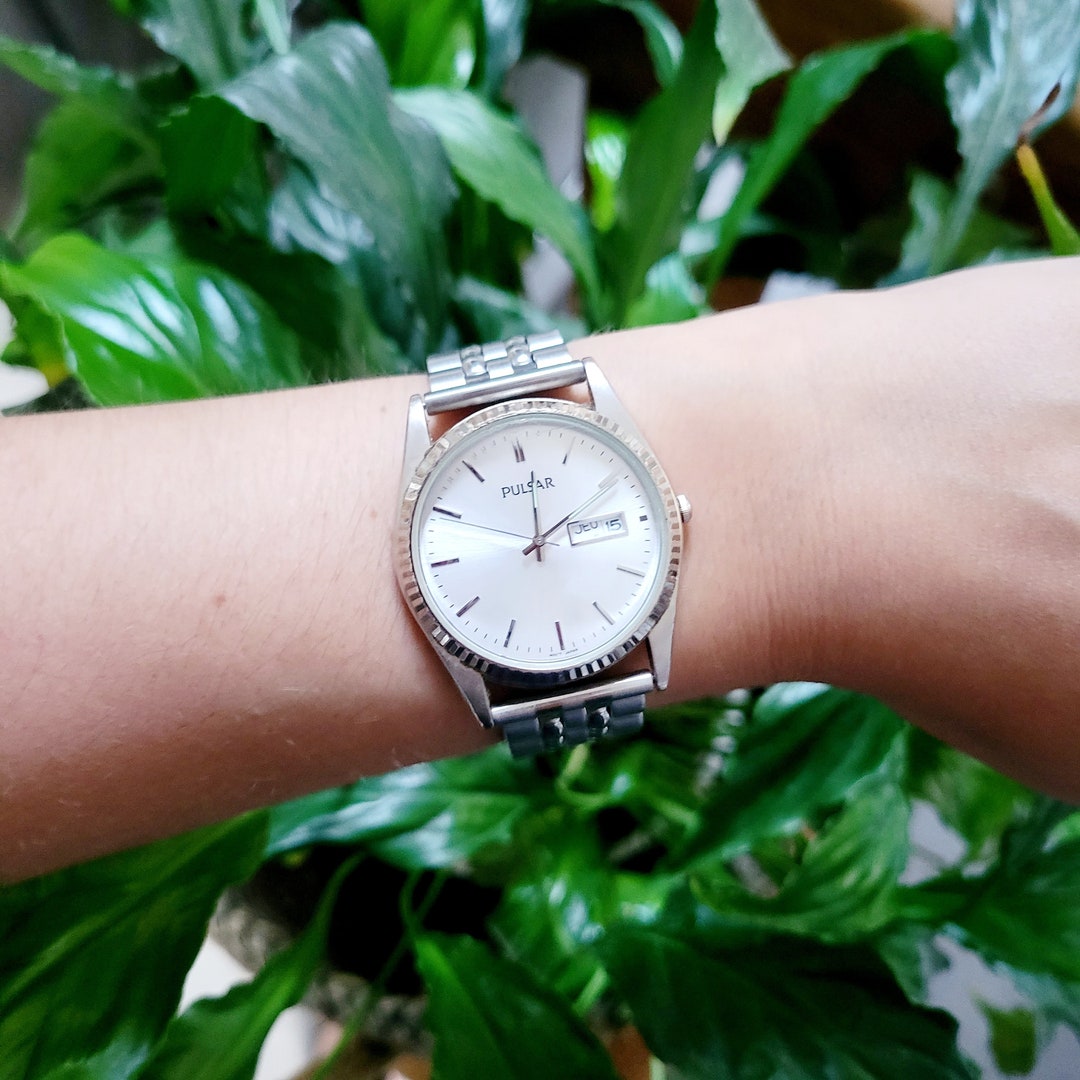 Classic Pulsar Silver Calendar Watch - Etsy