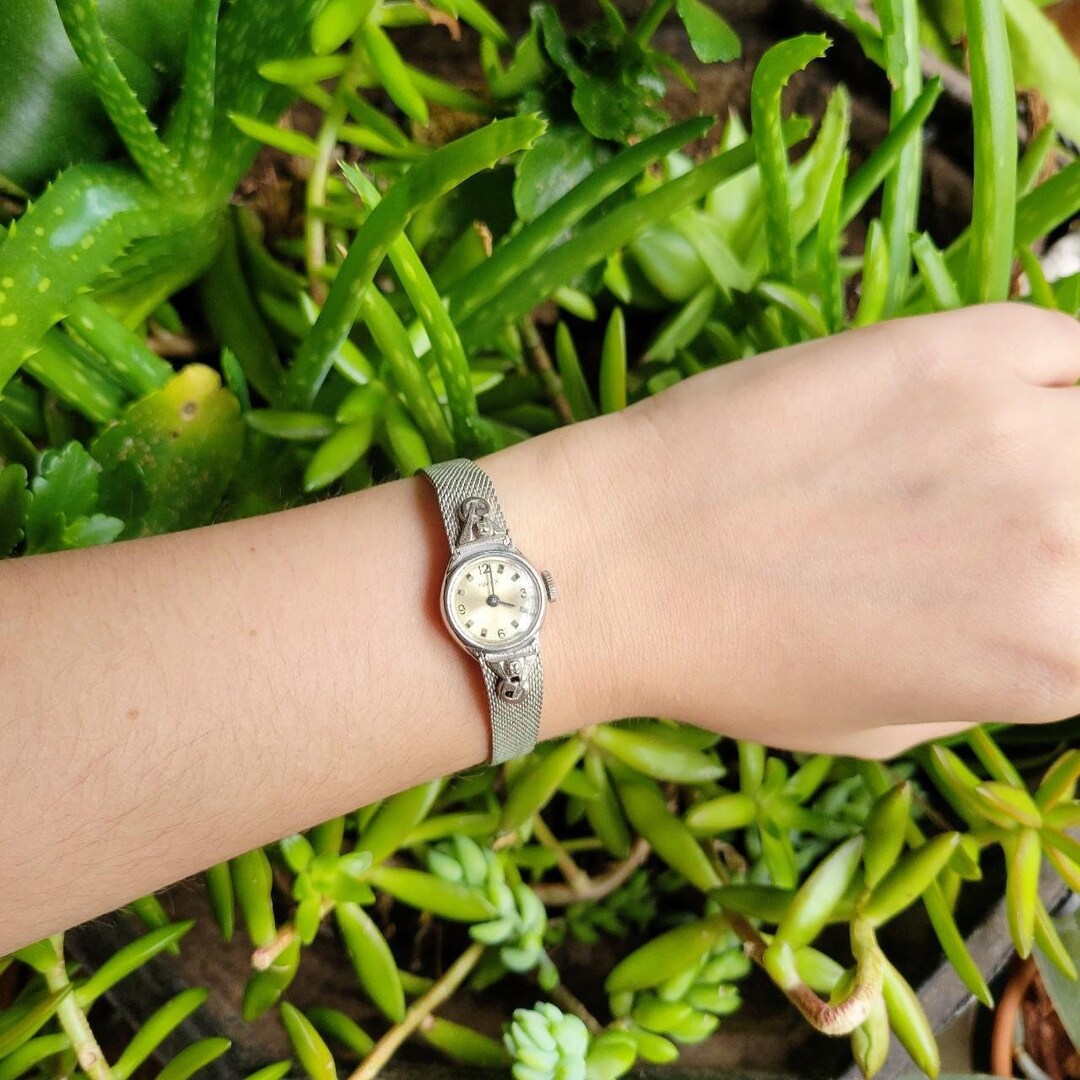 Vintage Timex Watch - Etsy
