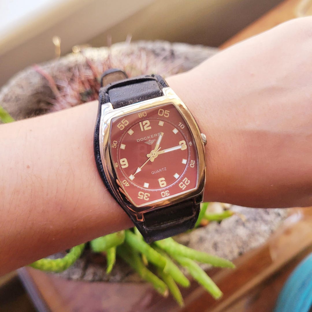 Classic Dockers Quartz Red & Black Leather Chunky Analog Watch - Etsy