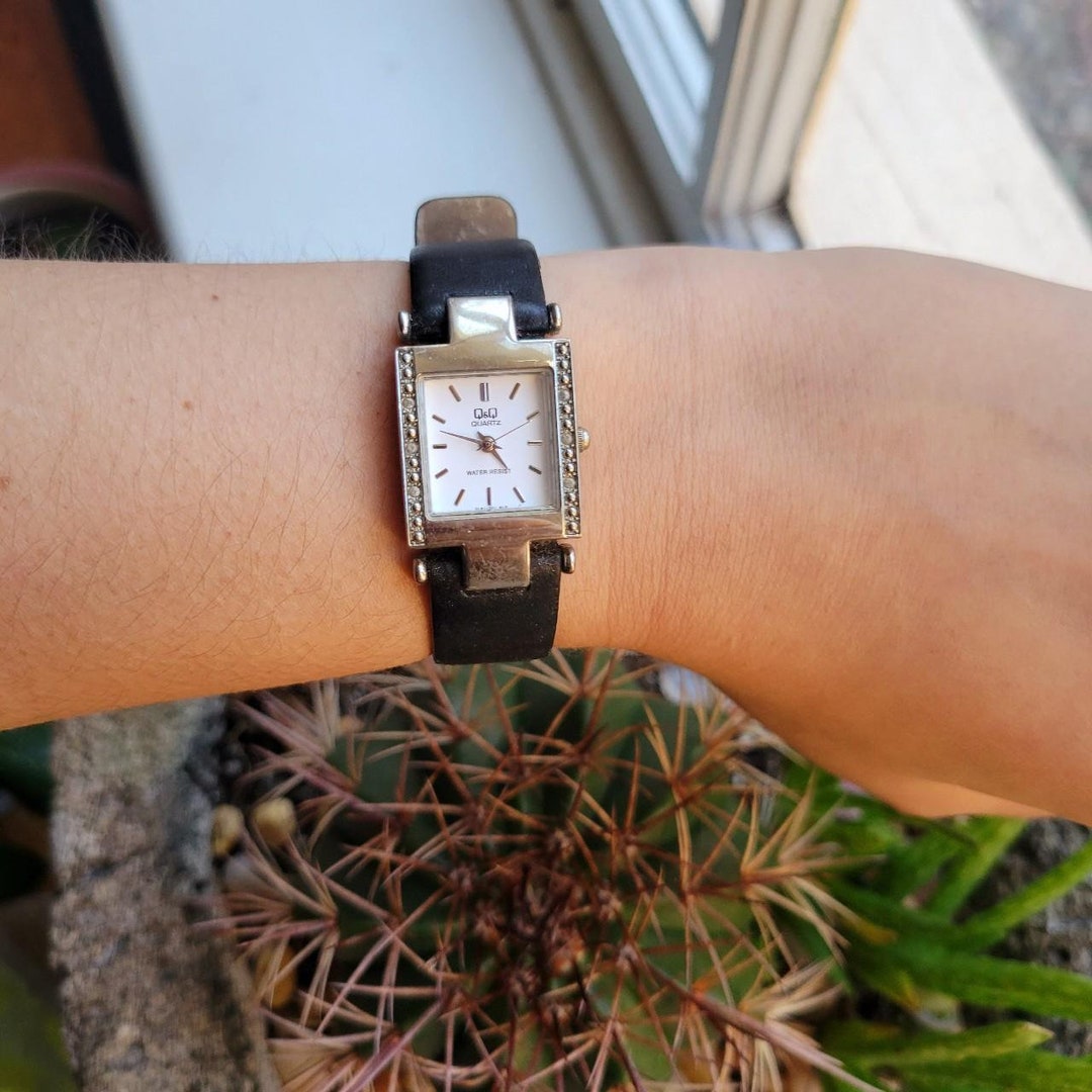 Vintage Q&Q Quartz Watch - Etsy