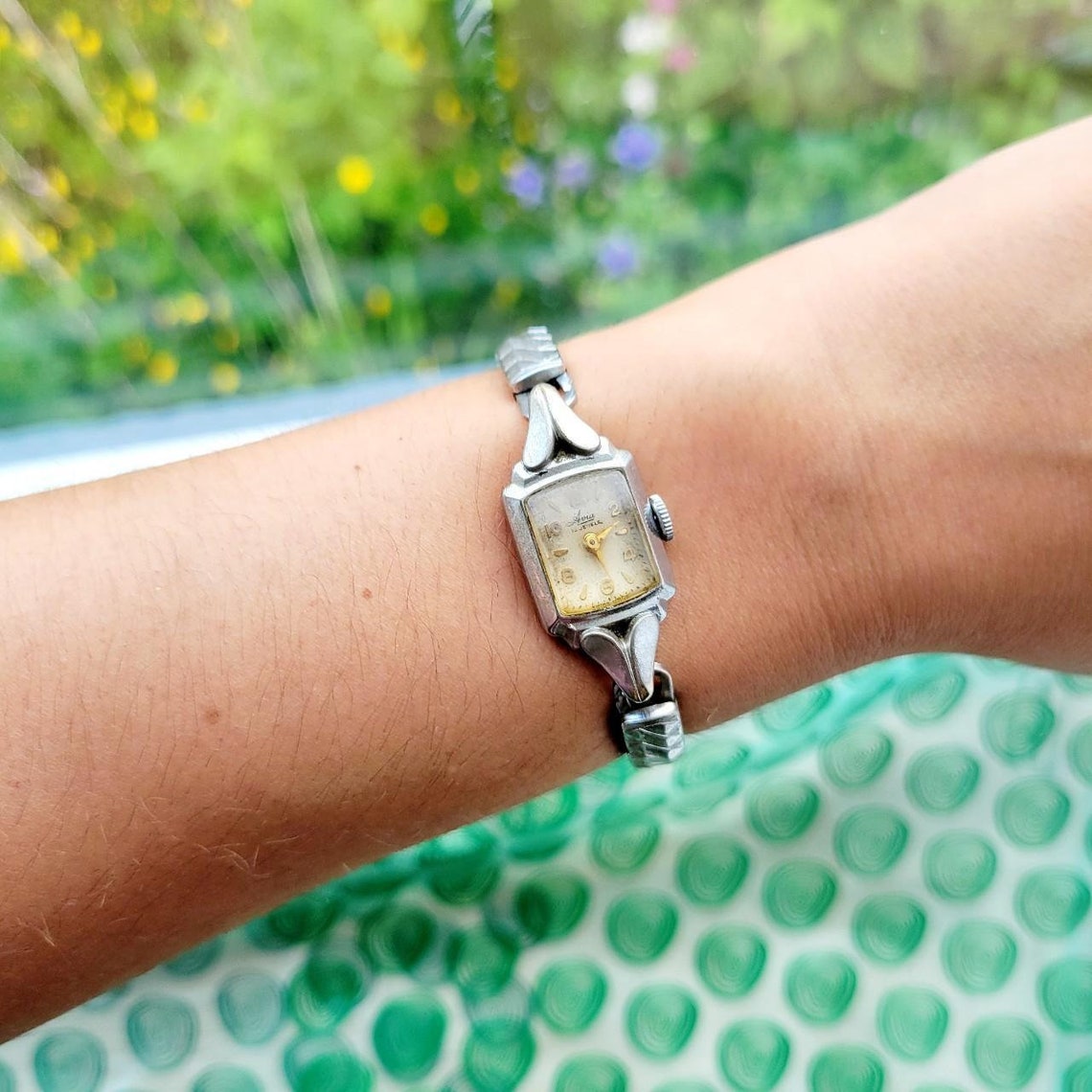 Vintage Swiss Avia Silver & Gold Dainty Classic Stretch Watch - Etsy