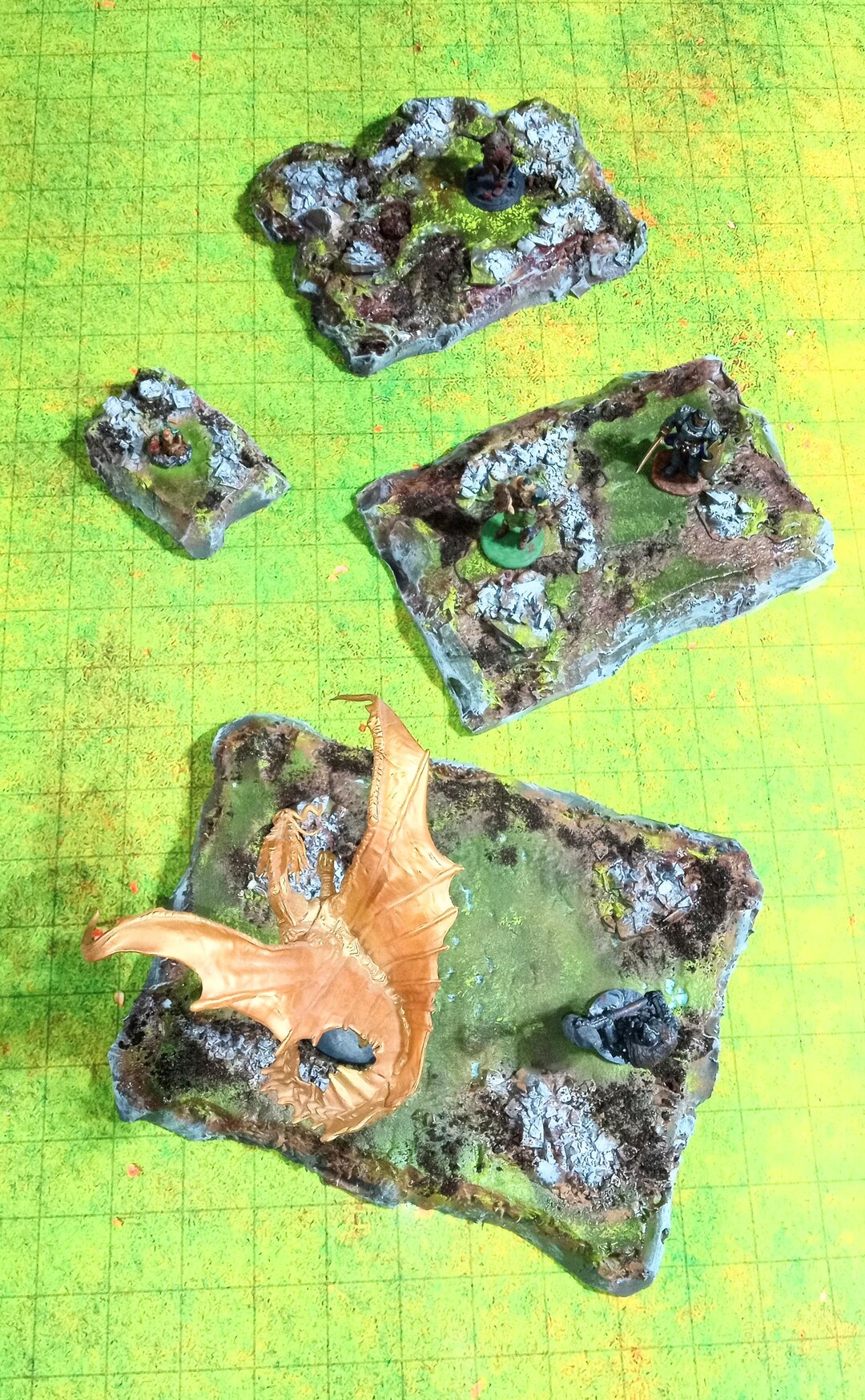 Modular Terrain Bases #2 – Set of 4 Handcrafted Stackable Pieces for ...