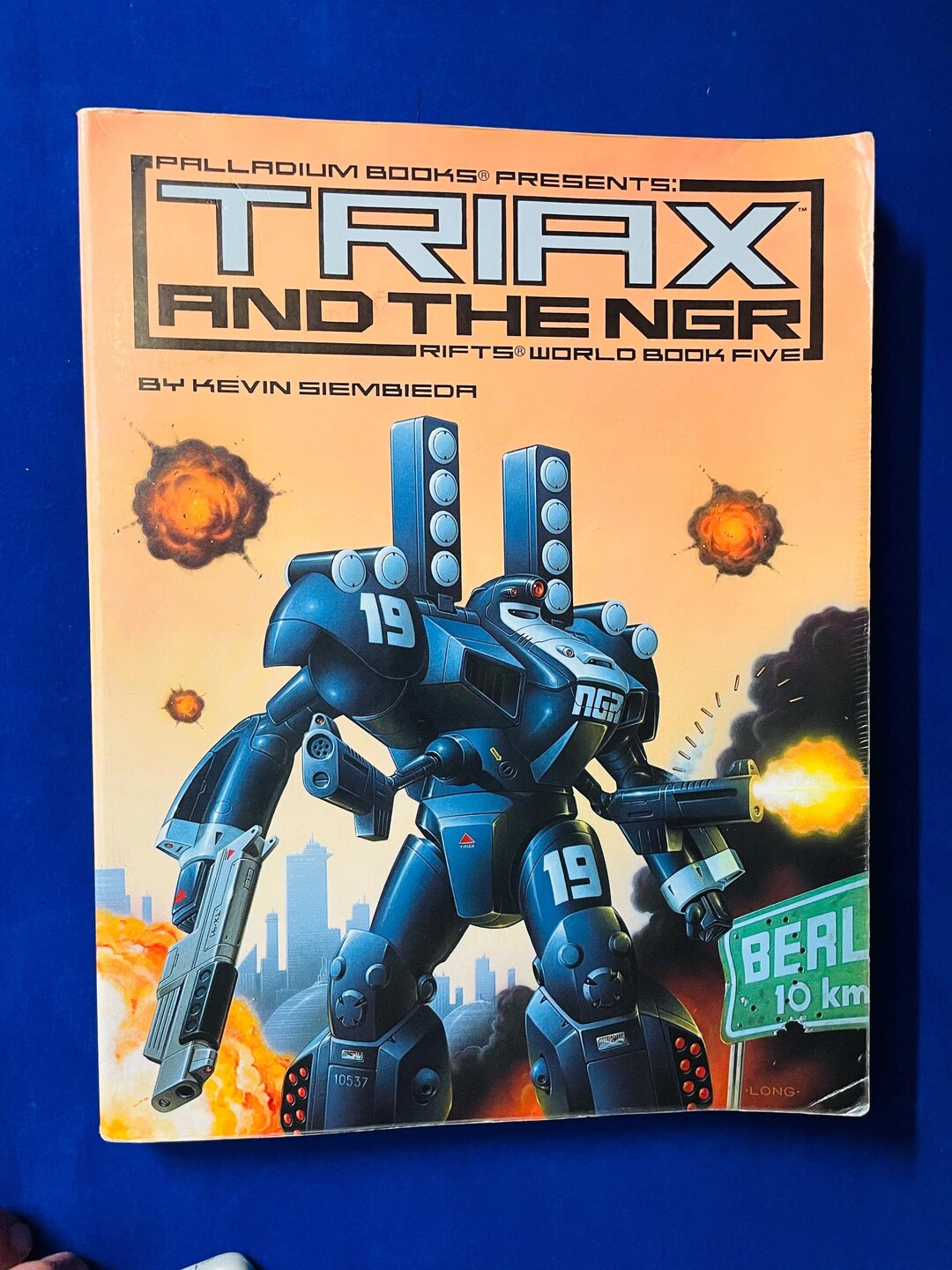 Triax and the NGR: Rifts World Book Five (vintage Palladium Gamesrole ...