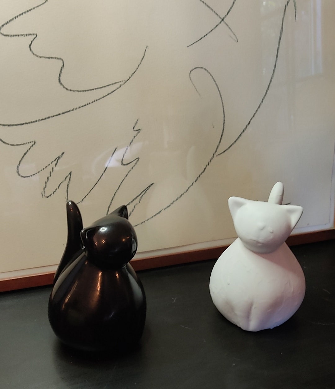 Figurine décorative chat en céramique noir et blanc de 16 cm. - Etsy France