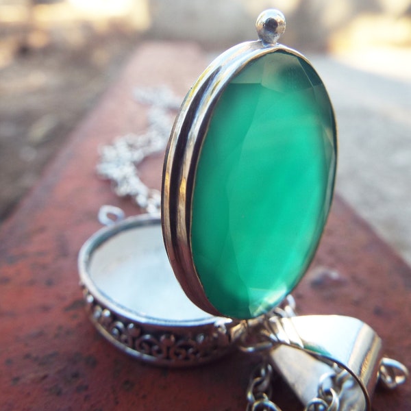Unique Locket - Etsy