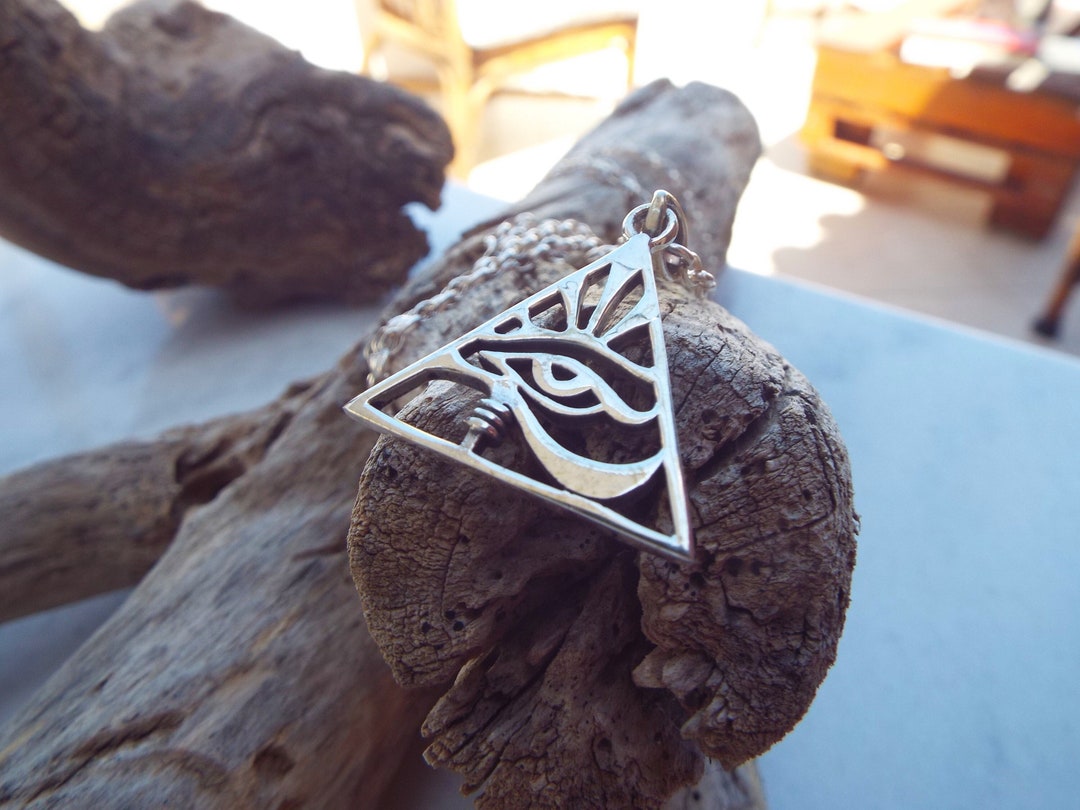 Sterling Silver Eye of Horus Pendant: Egyptian Third Eye Jewelry - Etsy