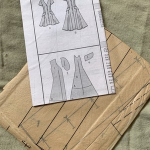 Vintage 1990's Vogue Pattern 2909, Vogue Attitudes International, Odile ...