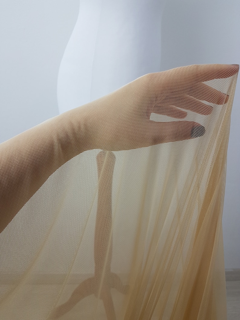 Elastischer Mesh Stoff in Hautfarbe oder Weiß 4-Wege-Stretch | Etsy