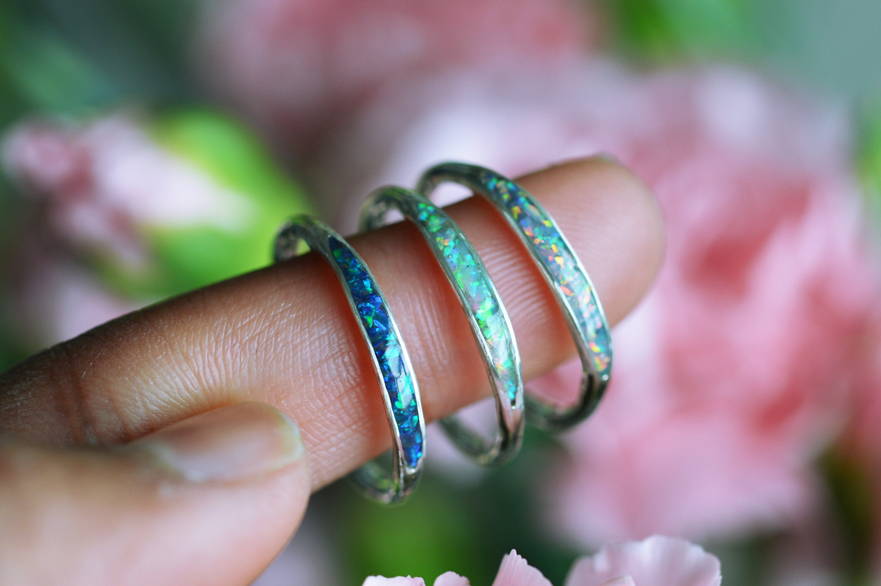 Hidden Opals Ring/band Colour White Opals Hidden Gemstone | Etsy