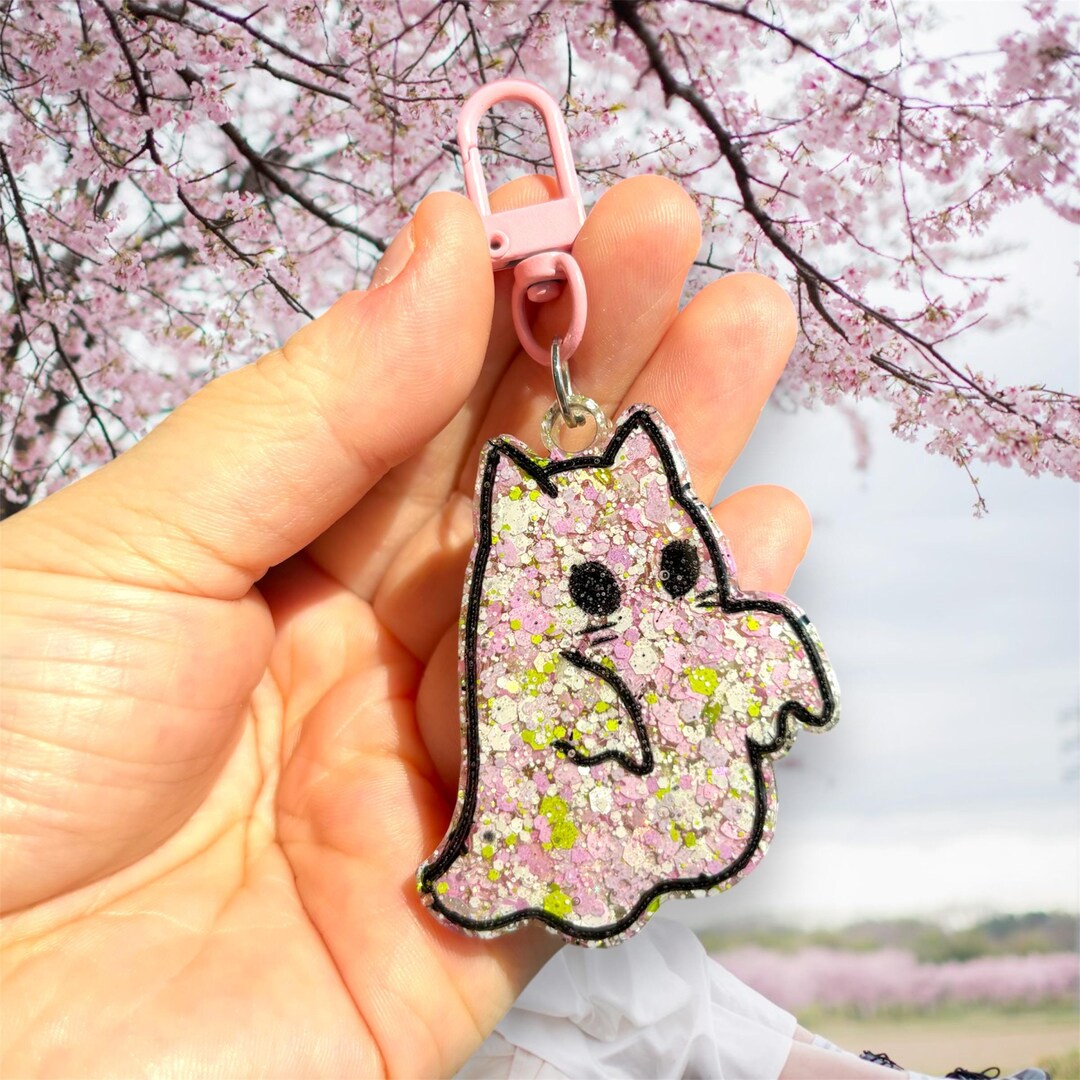 Sakura Ghost Kitty Pastel Goth Resin Keychain - Etsy