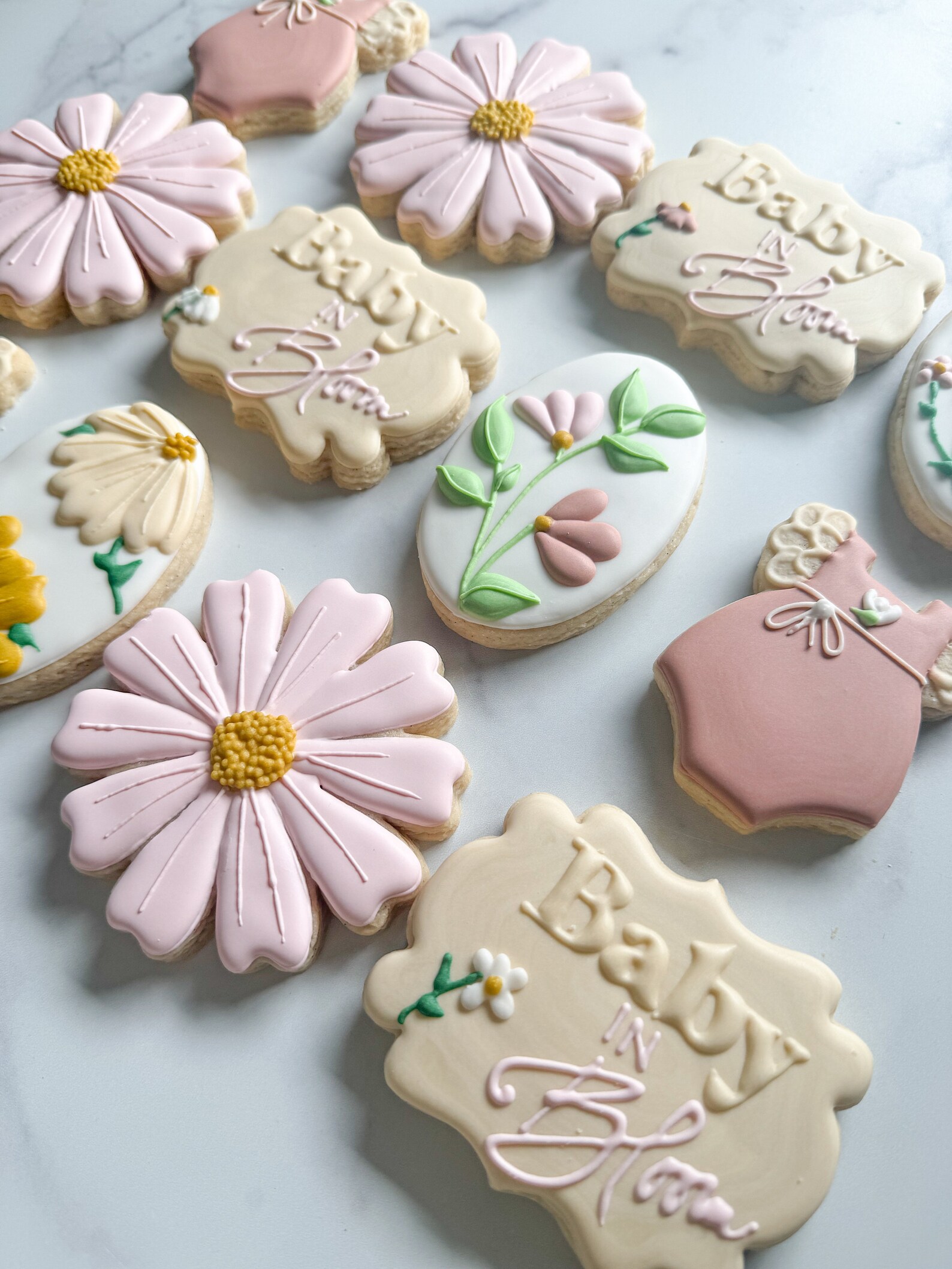 Baby in Bloom Cookies Wildflower Sugar Cookies Floral Custom Cookies ...
