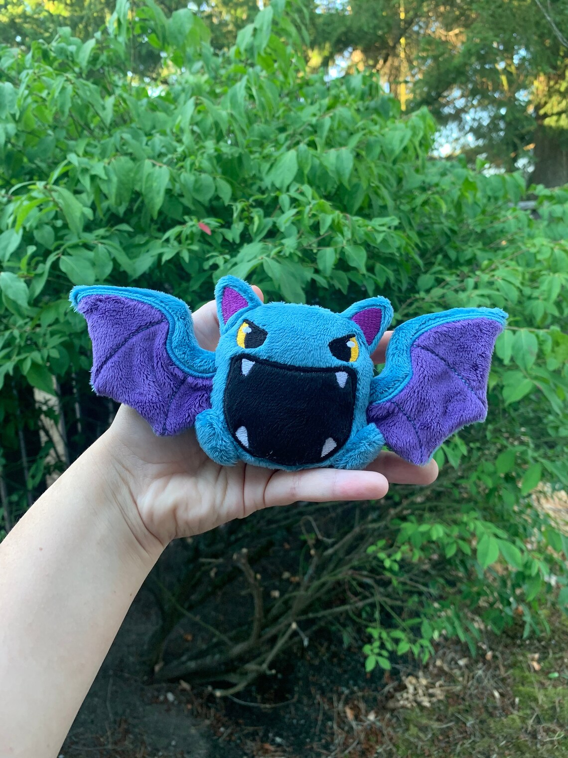 ITH Machine Embroidery Pattern: Cave Bat - Etsy