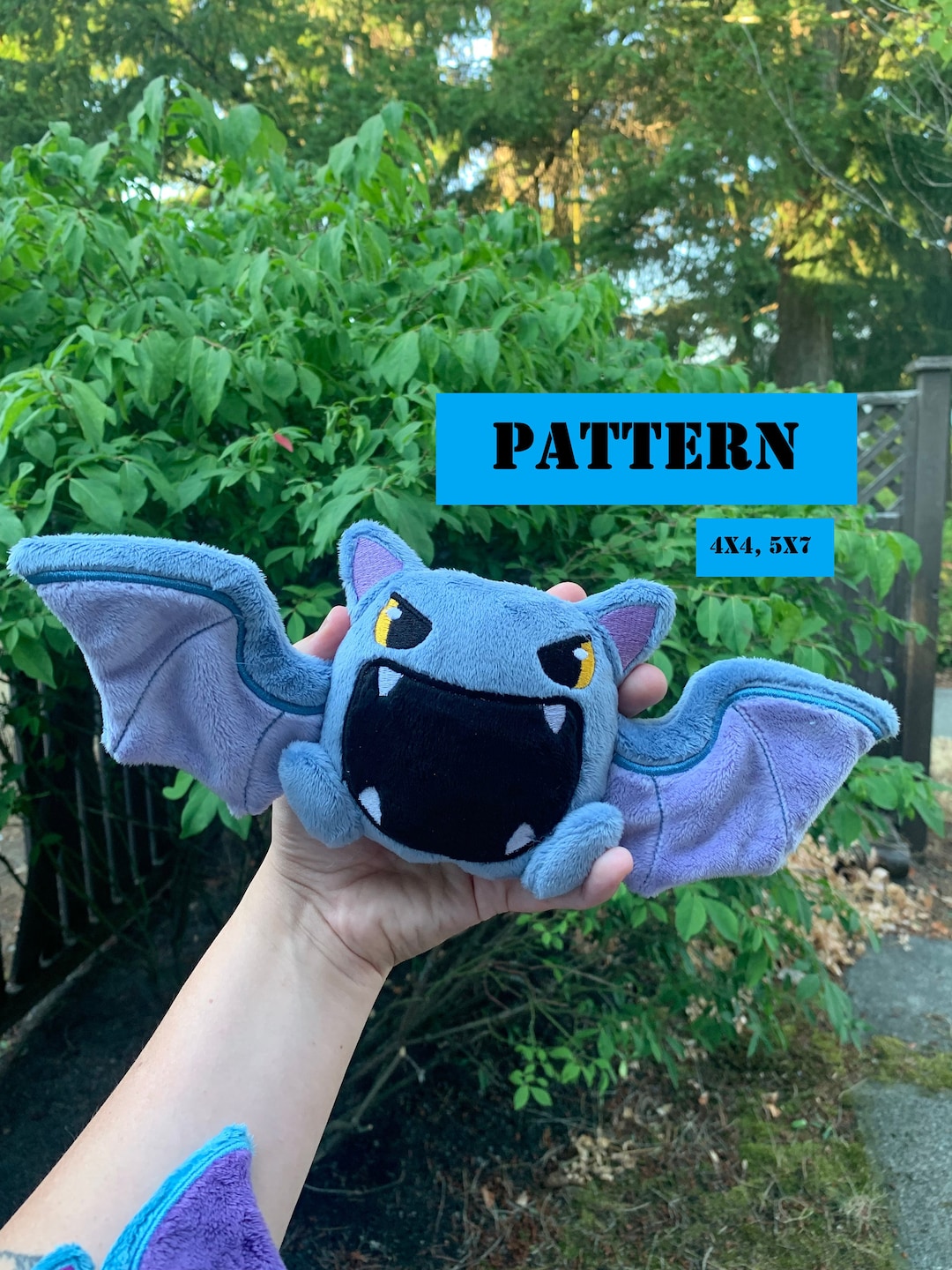 ITH Machine Embroidery Pattern: Cave Bat - Etsy