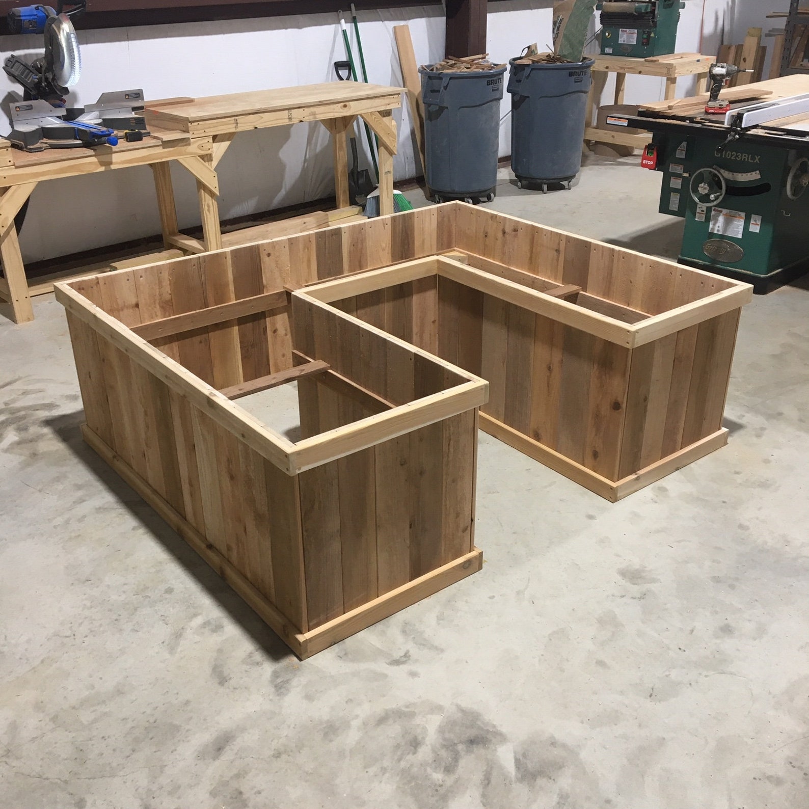 Cedar U-shape Planter Box: Raised Garden Bed - Etsy