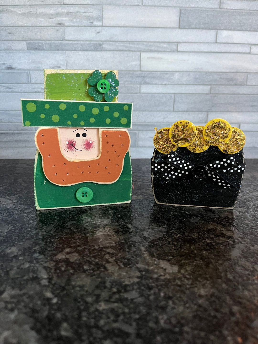Leprechaun & Pot of Gold - Etsy