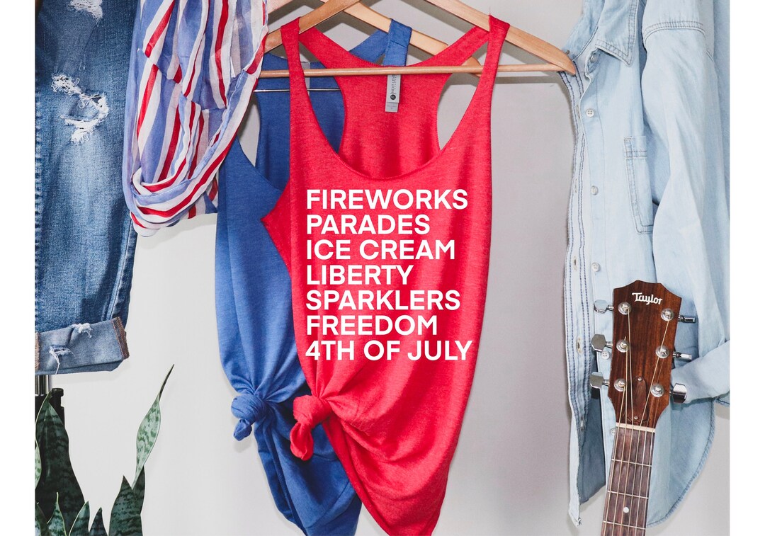 Fireworks Parades Ice Cream Liberty Sparklers Freedom 4th of July Women ...