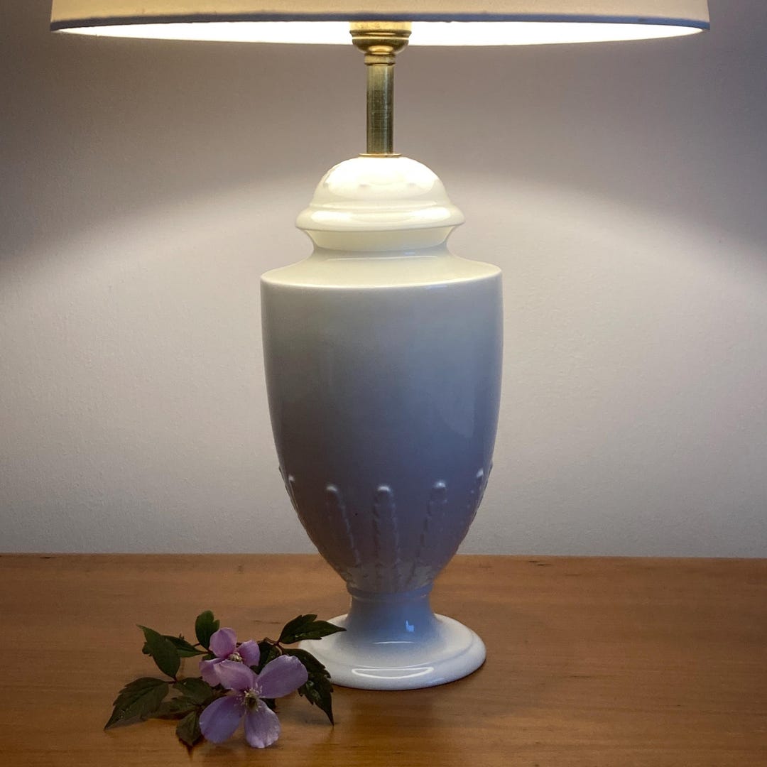 Mid-century Wedgwood Creamware Lamp - Etsy