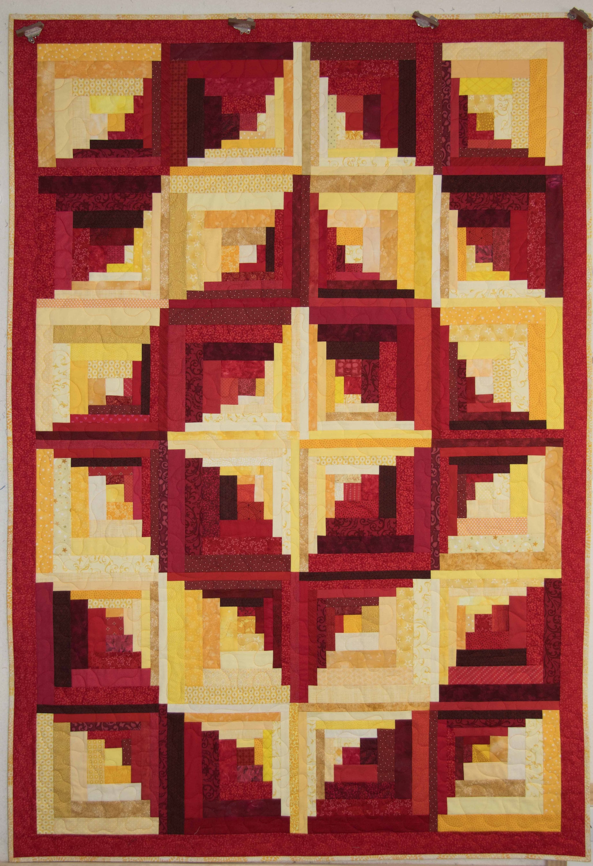 Curved Log Cabin Quilt Layouts