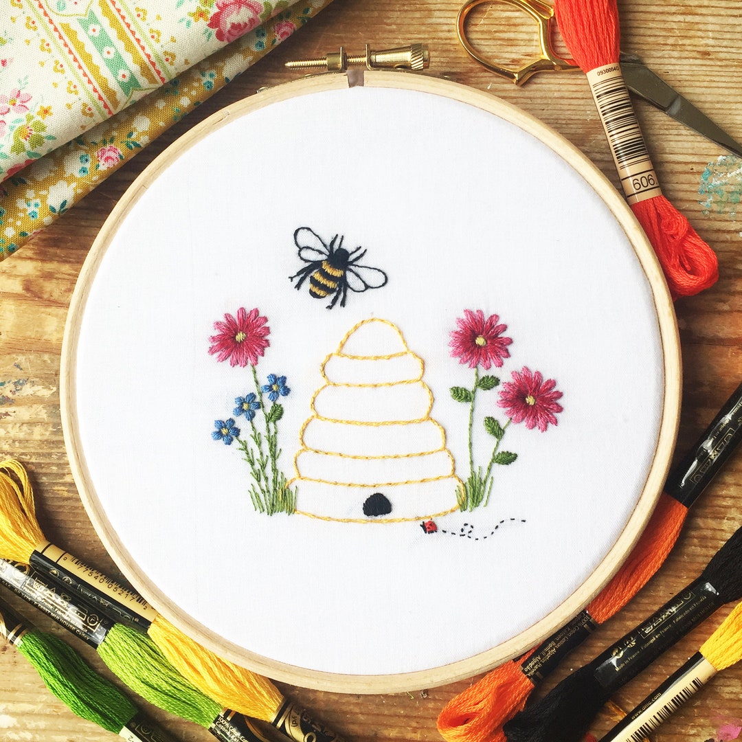 Beehive Embroidery Kit: Flowers & Bee Needle Craft, DIY Hoop - Etsy UK