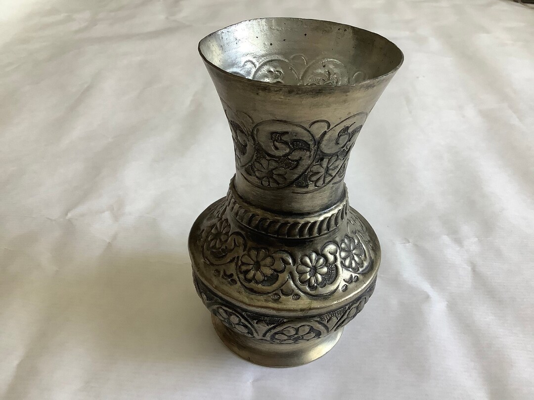 Vintage Small Vase With Stylised Flowers - Etsy