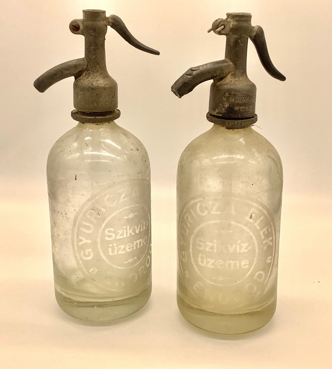 Set of 2 Vintage Siphon Bottles - Soda Seltzer - Soda Bottle- Spray ...