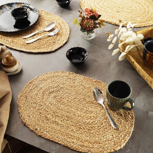 Set of 4 Natural Jute Placemats Handwoven Oval Shape Jute Placemats ...