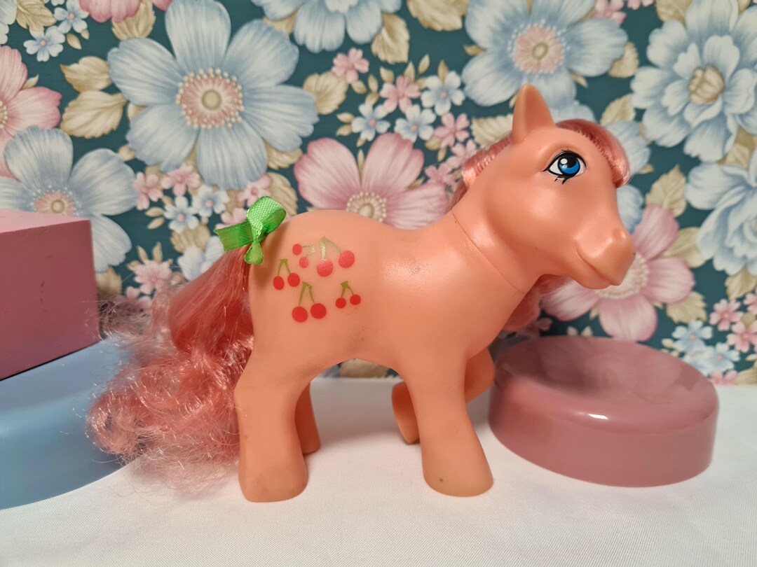 My Little Pony Vintage G1 Earth Ponies "cherries Jubilee" Made in Italy ...