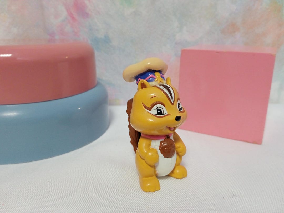 Strawberry Shortcake Bandai 2002 Ginger Snap's Chocolate Chipmunk Pet ...