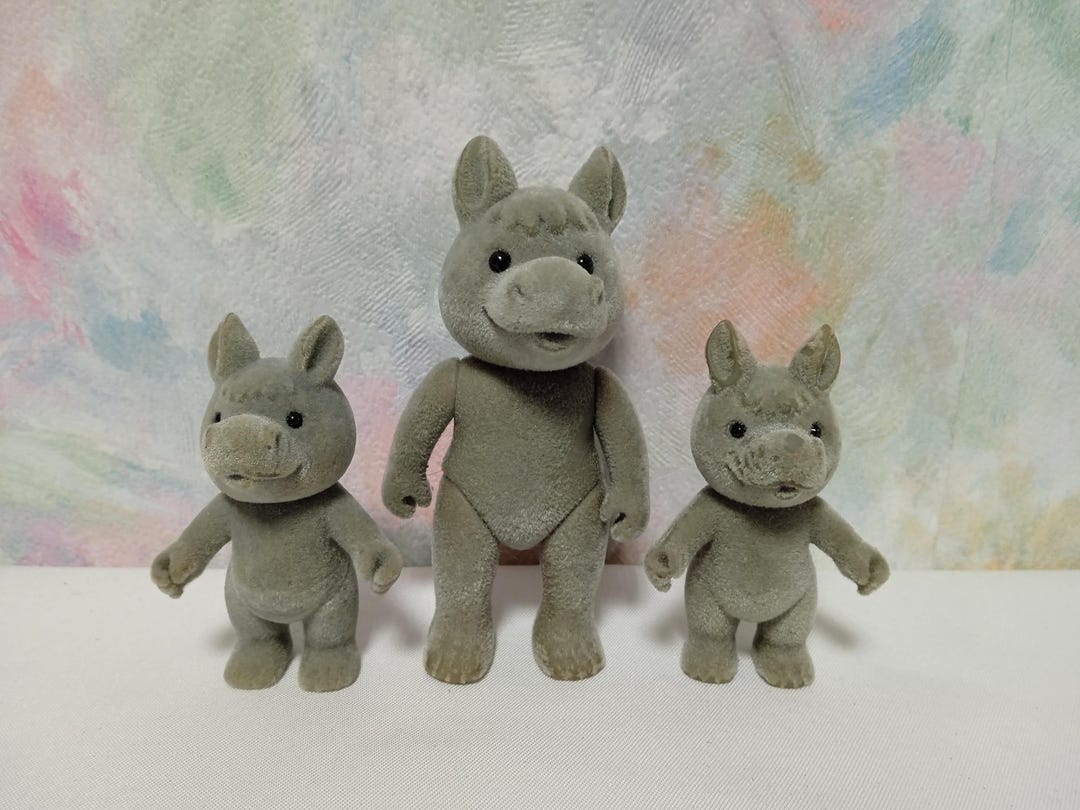 Forest Families Simba Elephants Collection Retro Toy Baby Calico ...