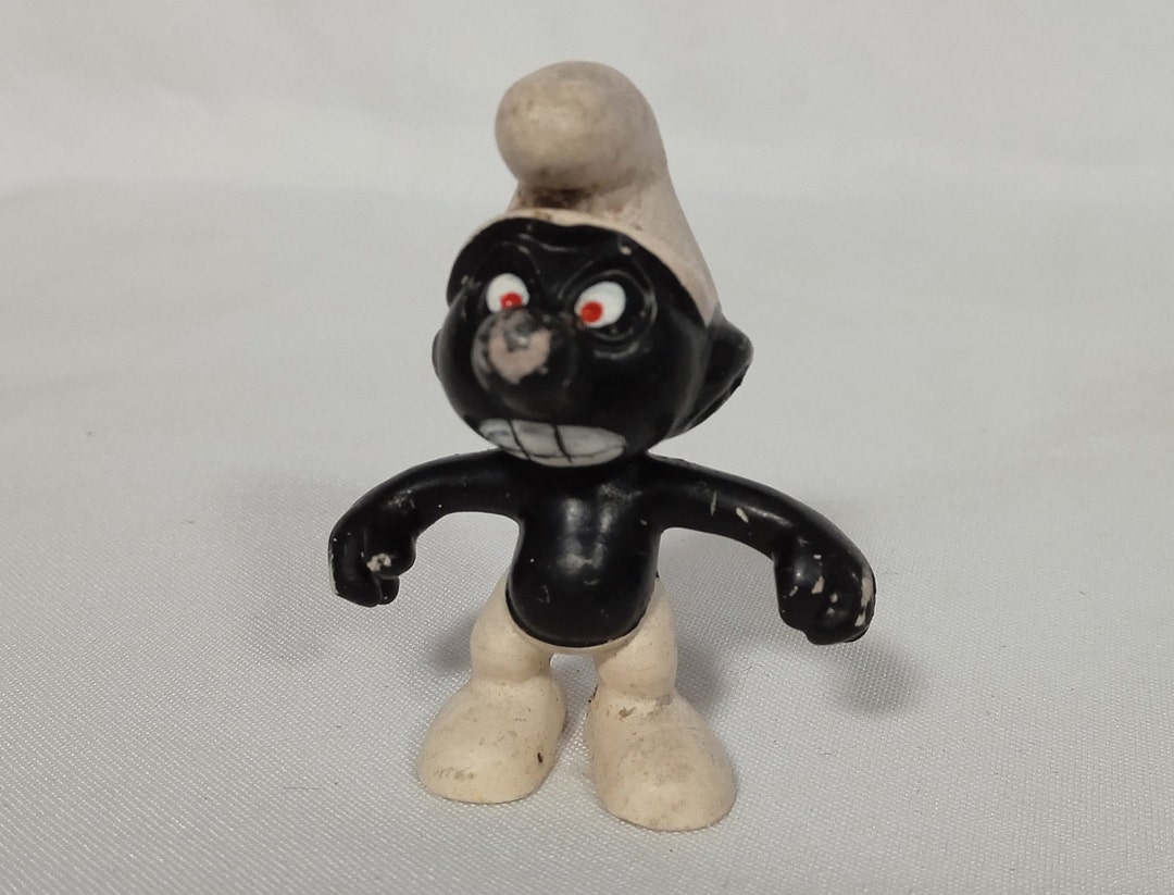 Smurfs Smurfs Peyo 20007 Angry Zombie Smurf Figurine Type Schleich 80's ...