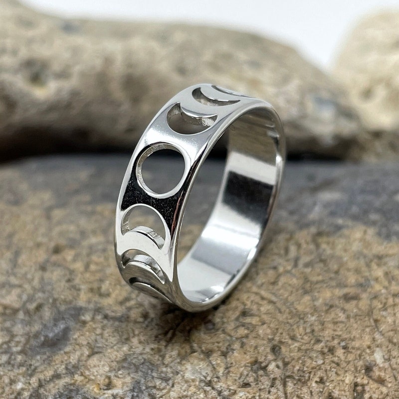Moon Phase Ring - Etsy
