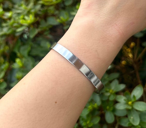 Steel bangle bracelet store