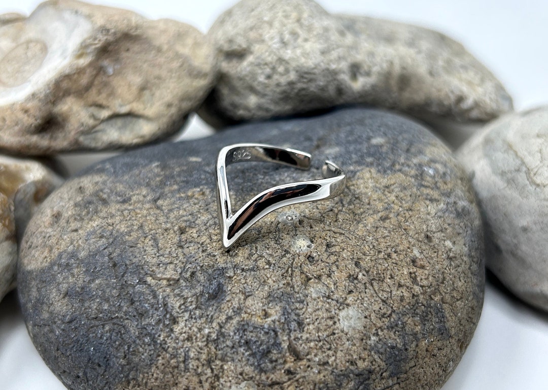 925 Sterling Silver Wishbone Ring, V Ring Band, Chevron Ring, Wave Ring, Statement Ring, Unique ...