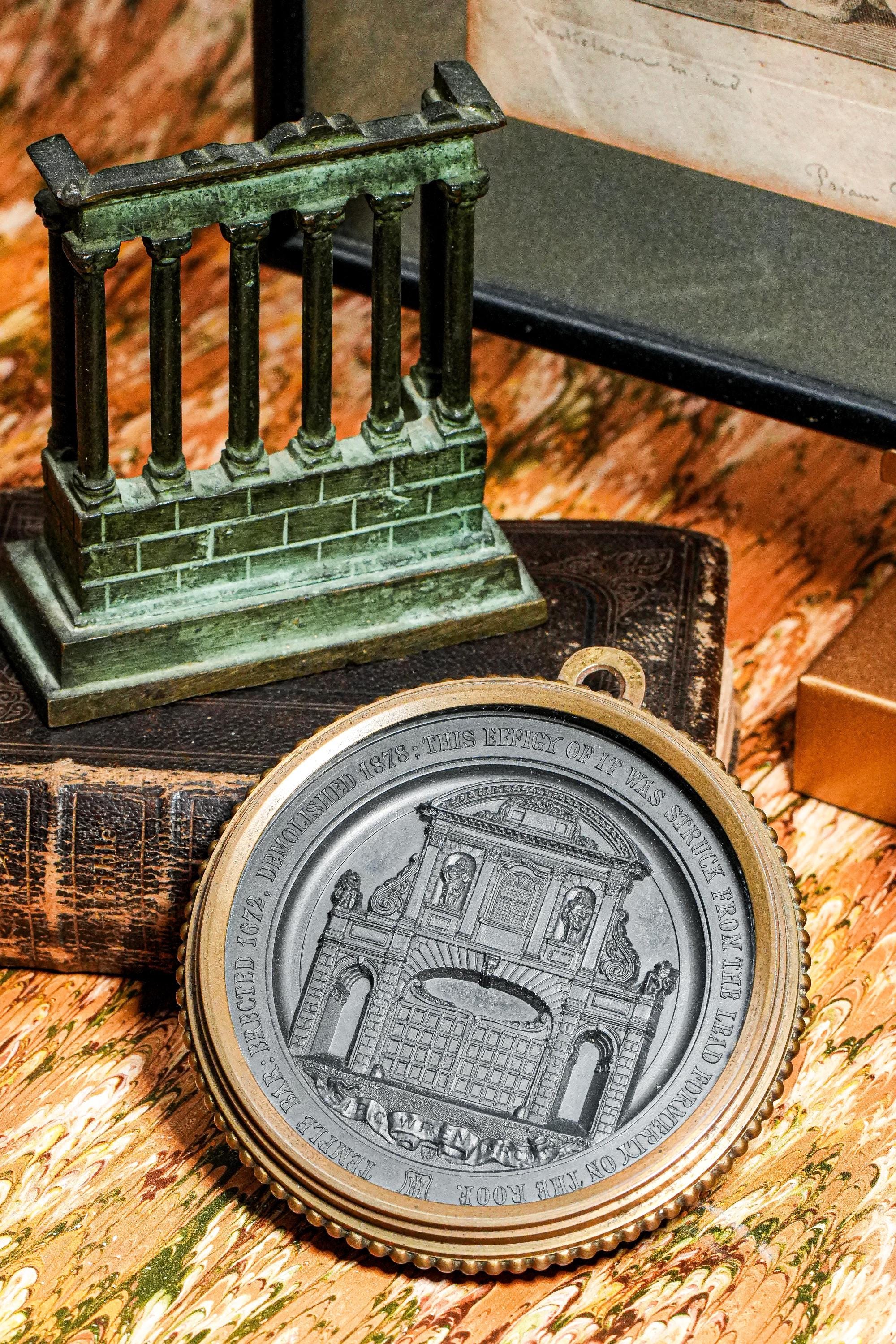 Rare Temple Bar Commemorative Medallion Architectural Relic Historic ...