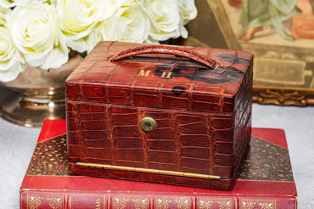 Rare Luxury Antique Victorian English Leather Expanding Jewelry Box ...