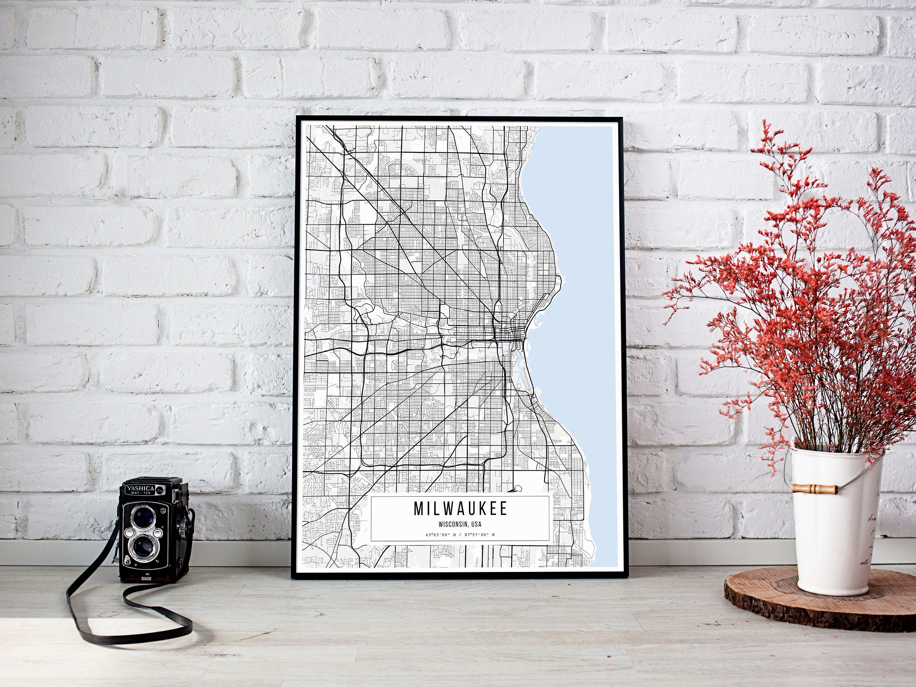 Milwaukee Map Poster Milwaukee City Map Milwaukee White Map | Etsy