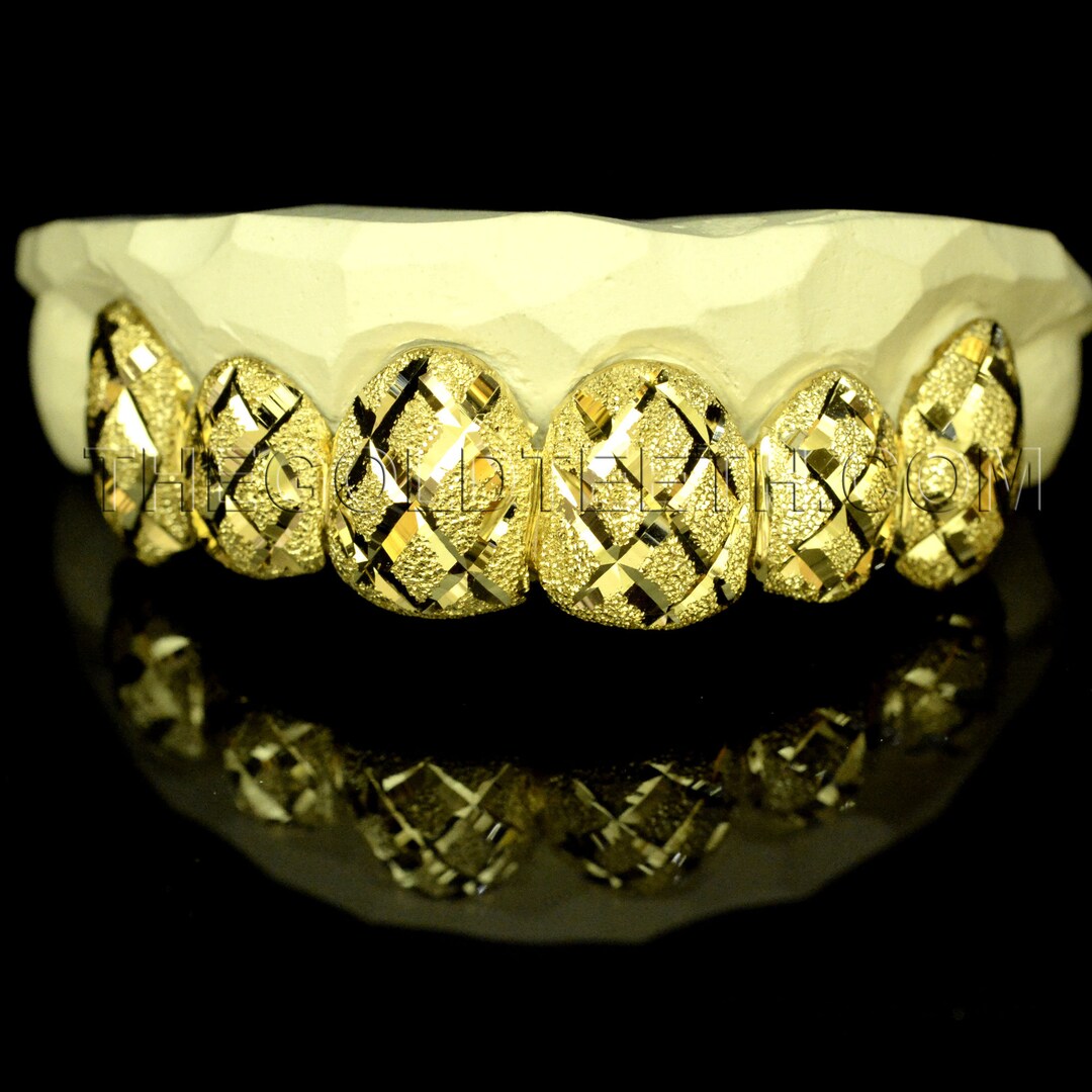 Gold Grillz 10k,14k,18k Custom Gold Teeth Diamond Dust Yellow Grillz ...