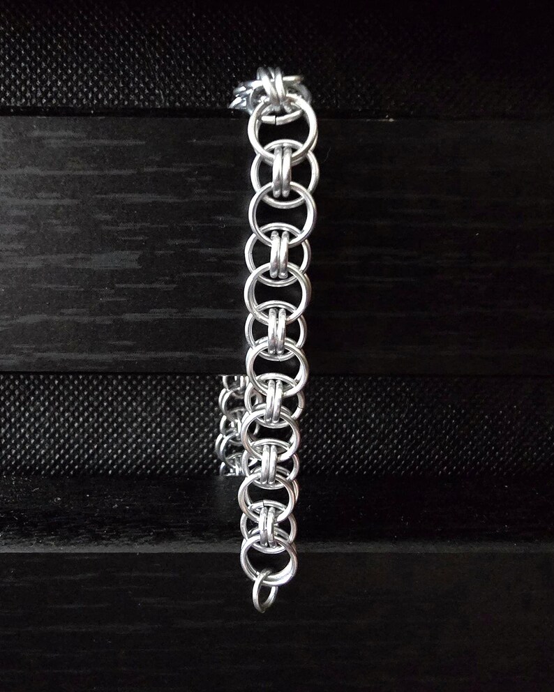Helm Weave Bracelet - 18 AWG Anodized Aluminum - Etsy