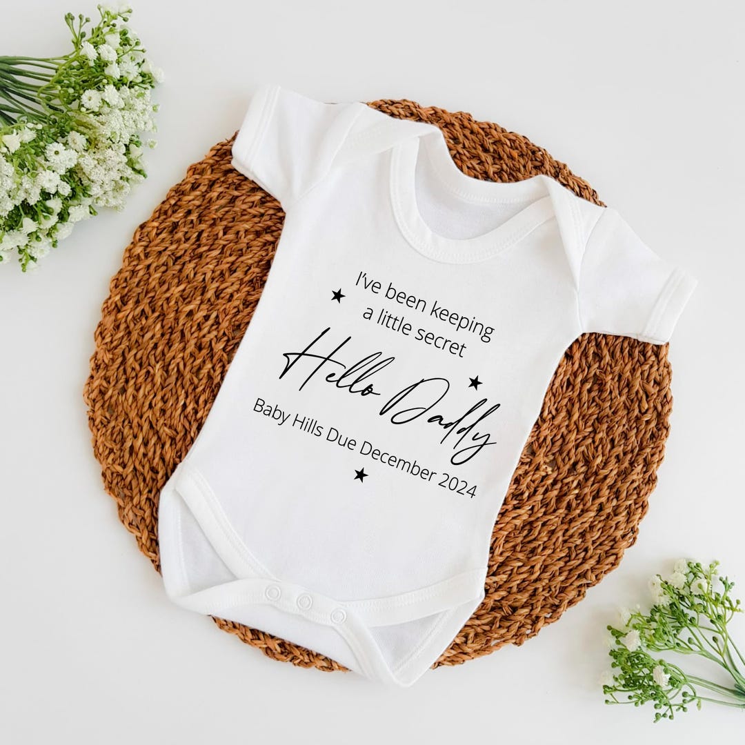 Pregnancy Announcment | Hello Daddy Baby Vest | Personalised Vest ...