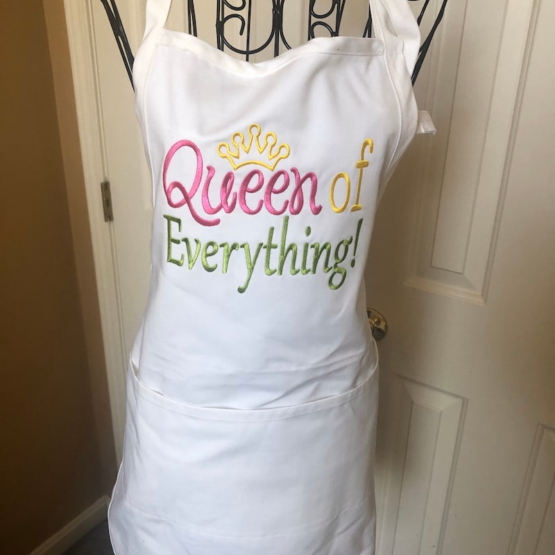 Queen of Everything - Etsy