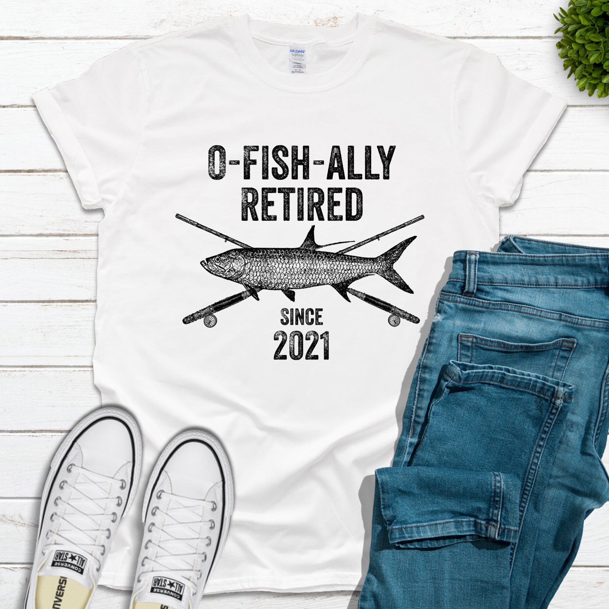 O-fish-ally Retired 2021 Shirt, Ofishally Retired, Funny Fish Retired ...