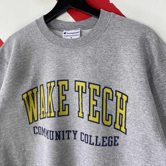 Vintage Wake Technical Community College Sweatshirt W… - Gem