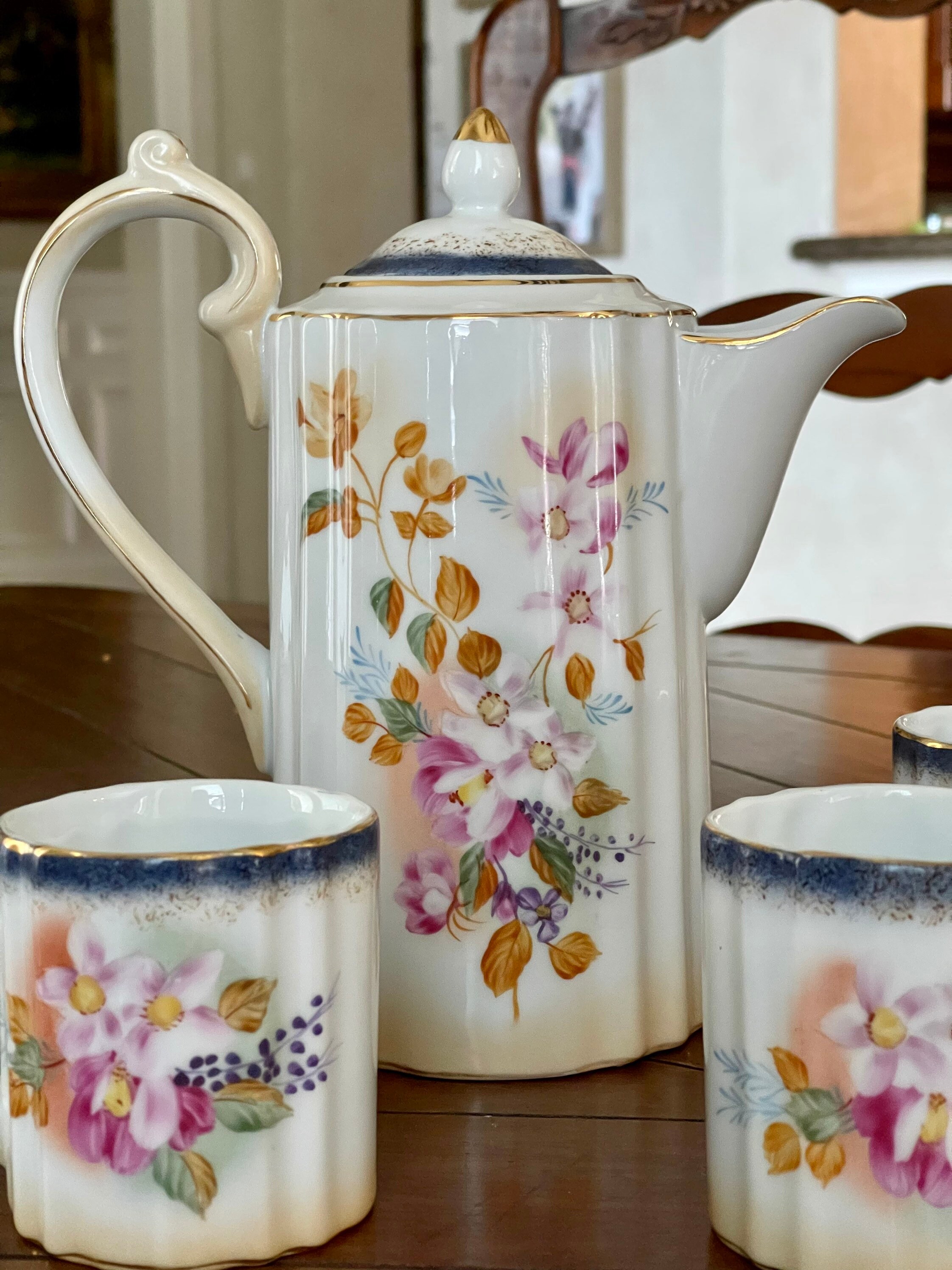 5 Pc. Set Vintage Victorian Style Porcelain Tea Set; Victorian Roses ...
