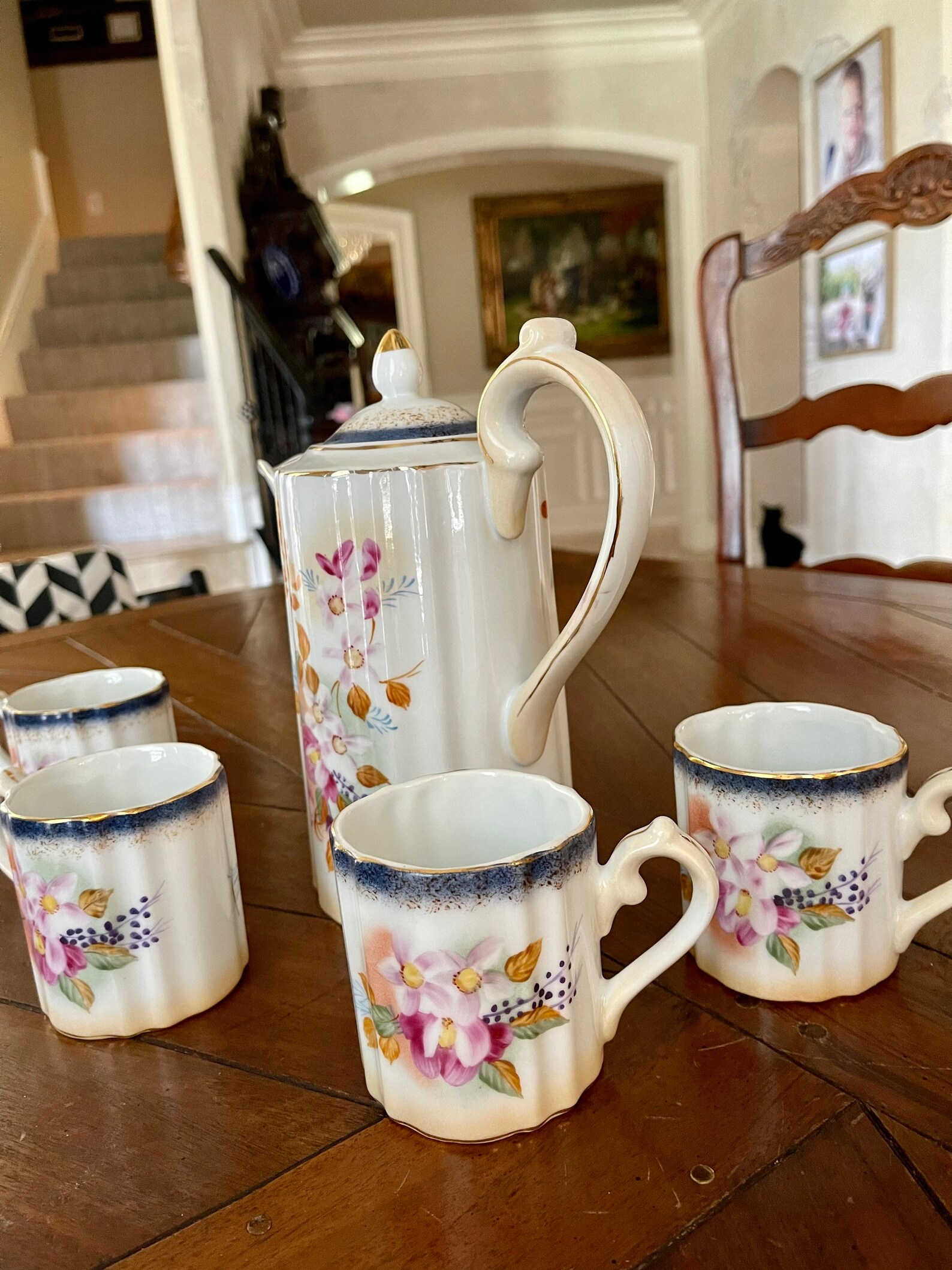 5 Pc. Set Vintage Victorian Style Porcelain Tea Set; Victorian Roses ...
