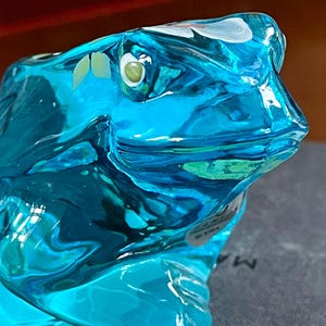 Fenton Glass Turquoise Blue Hand Painted Frog Figurine Paperweight ...
