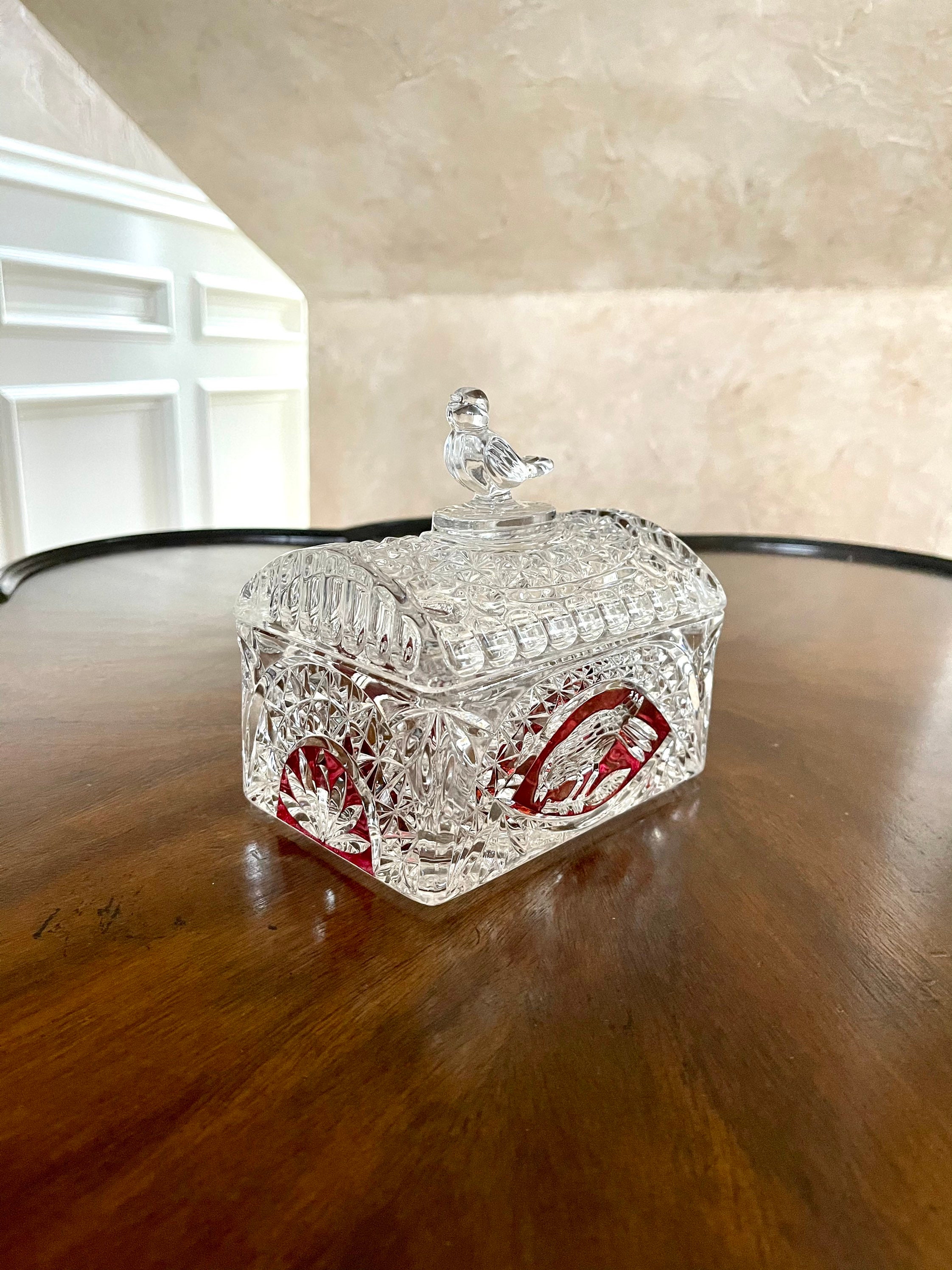 Hofbauer Red Bird Crystal for sale | Only 3 left at -75%