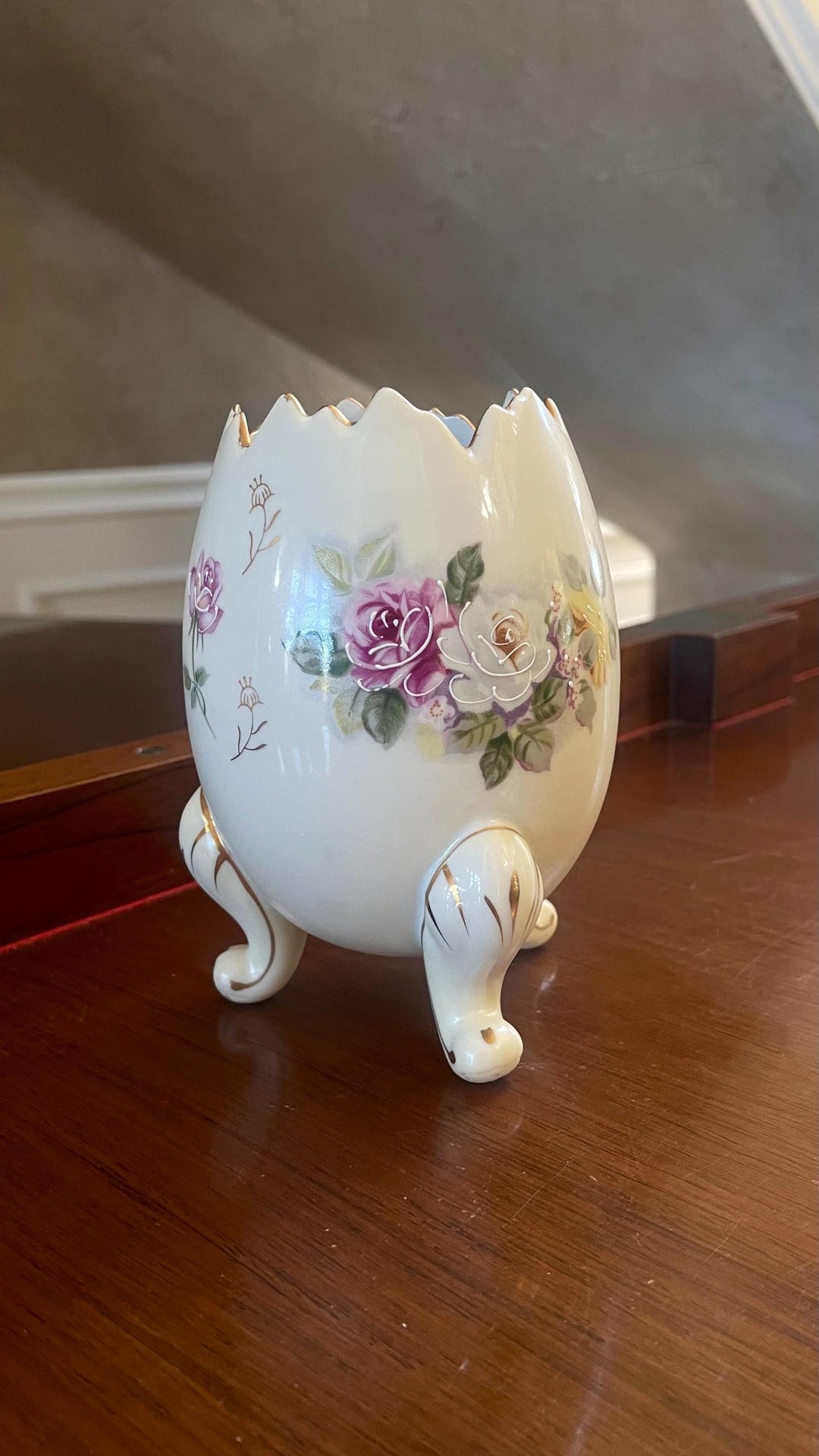 Inarco Ceramics 1962 6” Egg Vase With Hand Painted Roses - Etsy