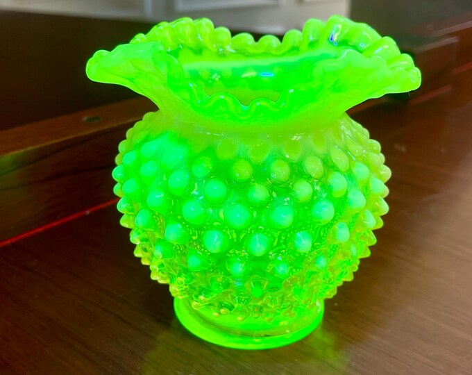 Fenton Uranium Glass Hobnail Vase; Fenton Vaseline Glass - Etsy